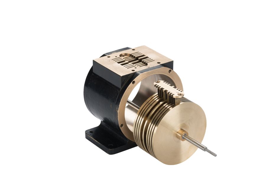 Wolfgang Gaede’s Molecular Air Pump: A Vacuum Milestone